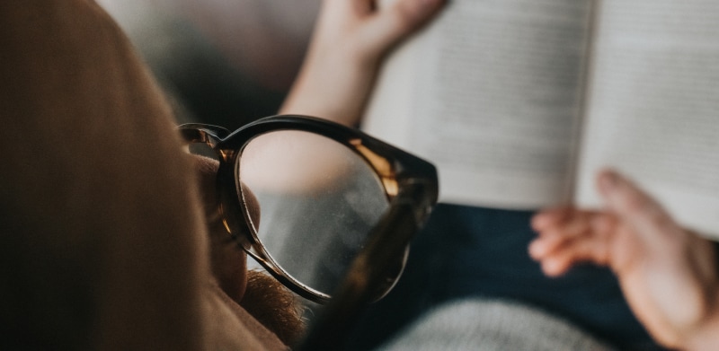 Can You Wear Reading Glasses With Contacts ContactsDirect 